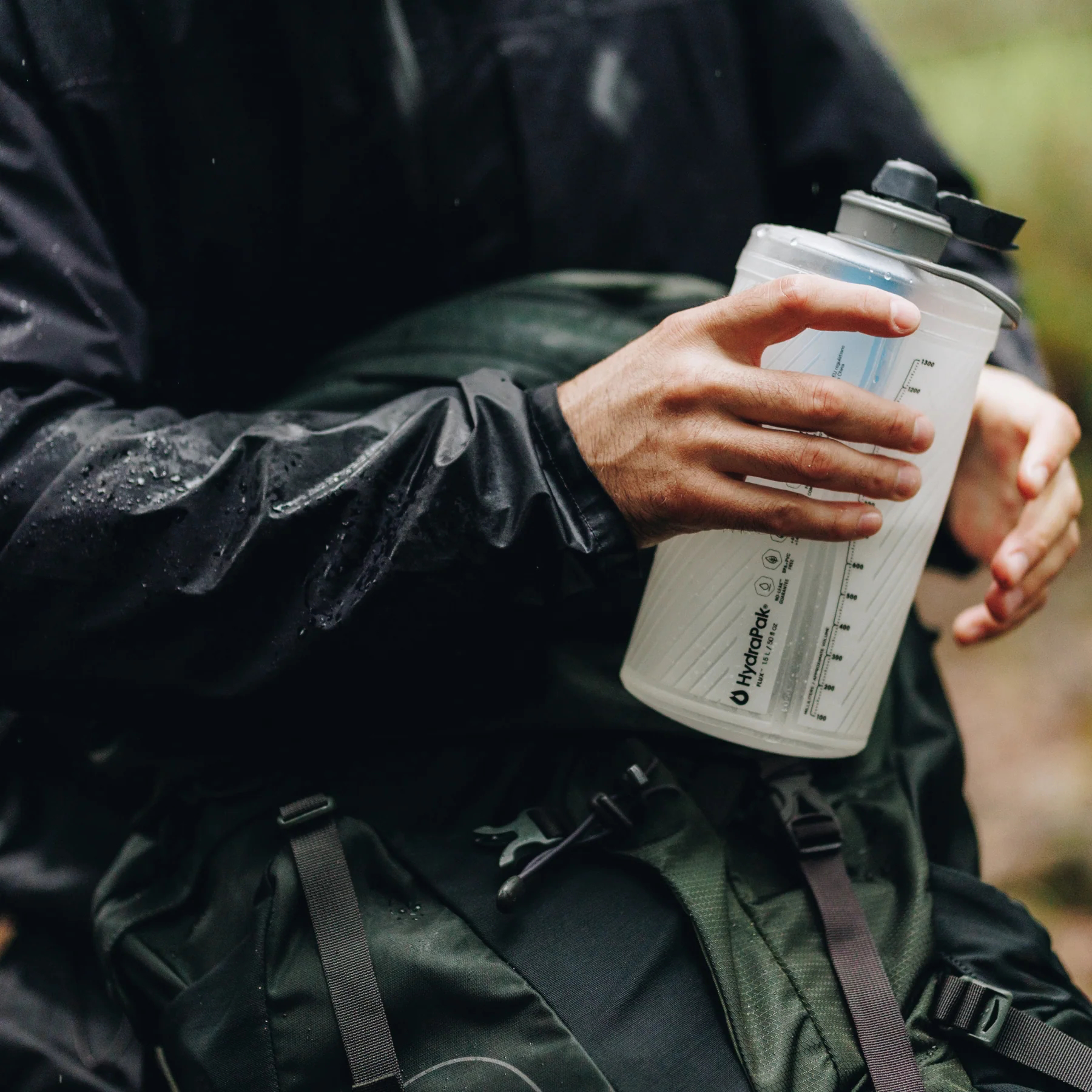 Flux+ 1.5 L Water Filtration System | HydraPak® | Adventure Gear Canada
