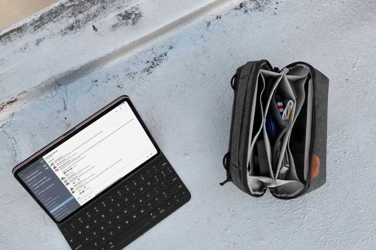 Tech pouch| Peak Design | Adventure Gear Canada